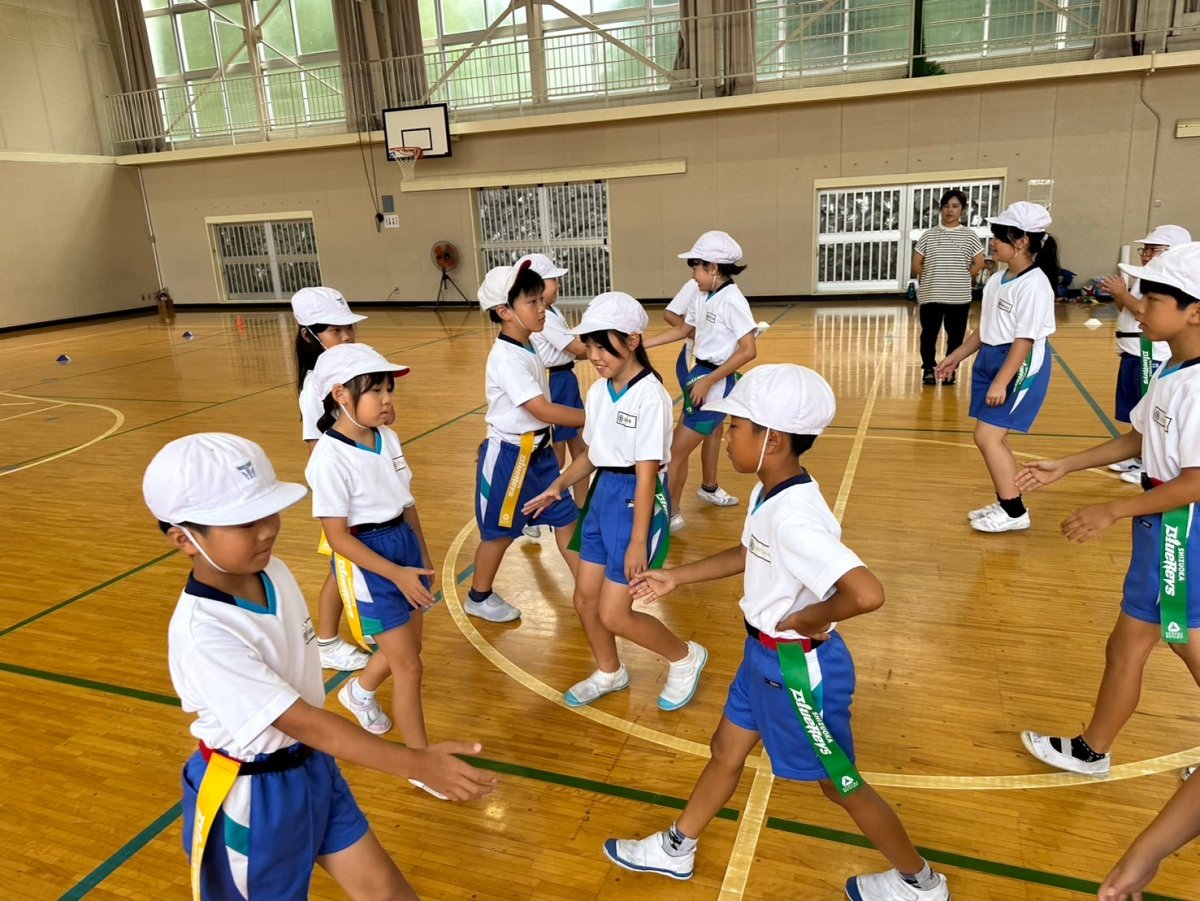 普及No.92【REVSキャラバン supported by 大興金属】浜松市立富塚小学校にてタグラ... | 【公式】静岡ブルーレヴズ